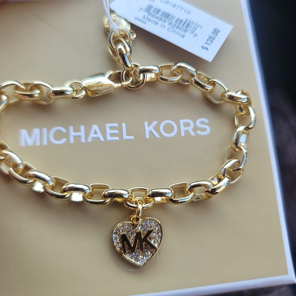Michael Kors | Jewelry | Nwt Michael Kors Chain Bracelet With Crystal ...